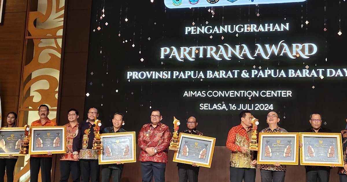 Raja Ampat dan Manokwari Raih Juara 1 Paritrana Awards 2024. - Sorongraya.co